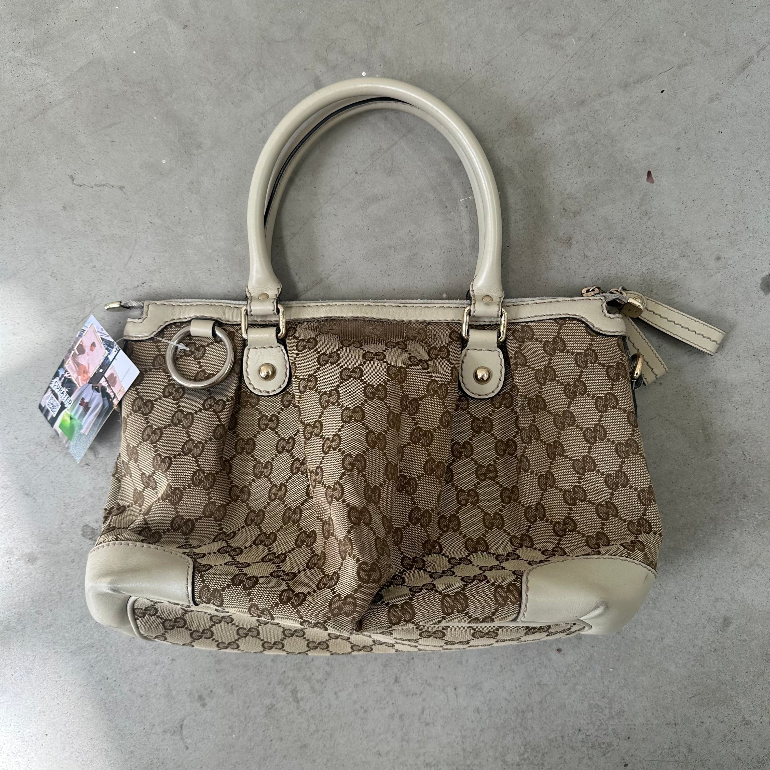 Gucci GG Print Sukey Top Handle Tote Bag – Curated by Charbel