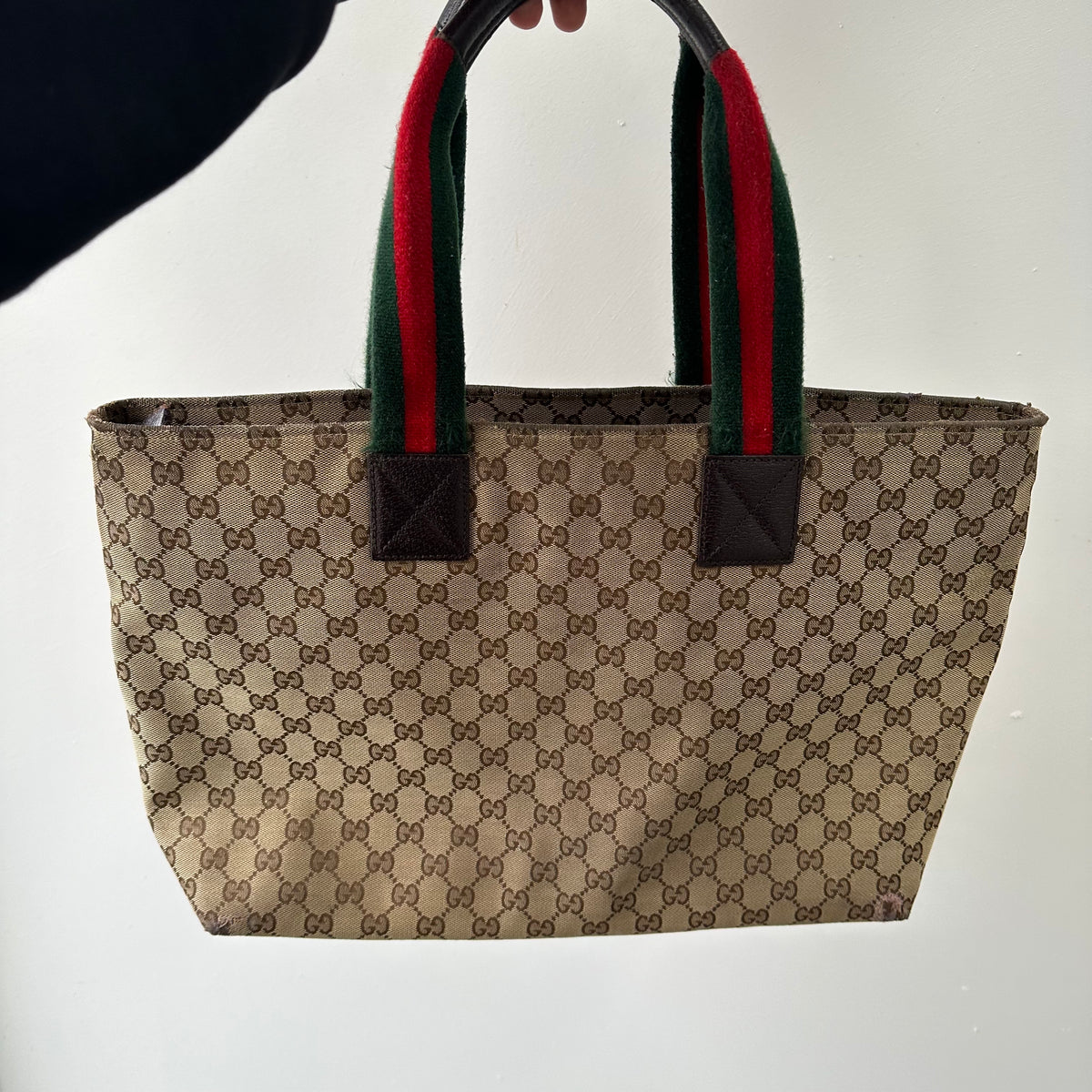 Gucci Stripe Green Red Logo Tote Bag – Curated by Charbel