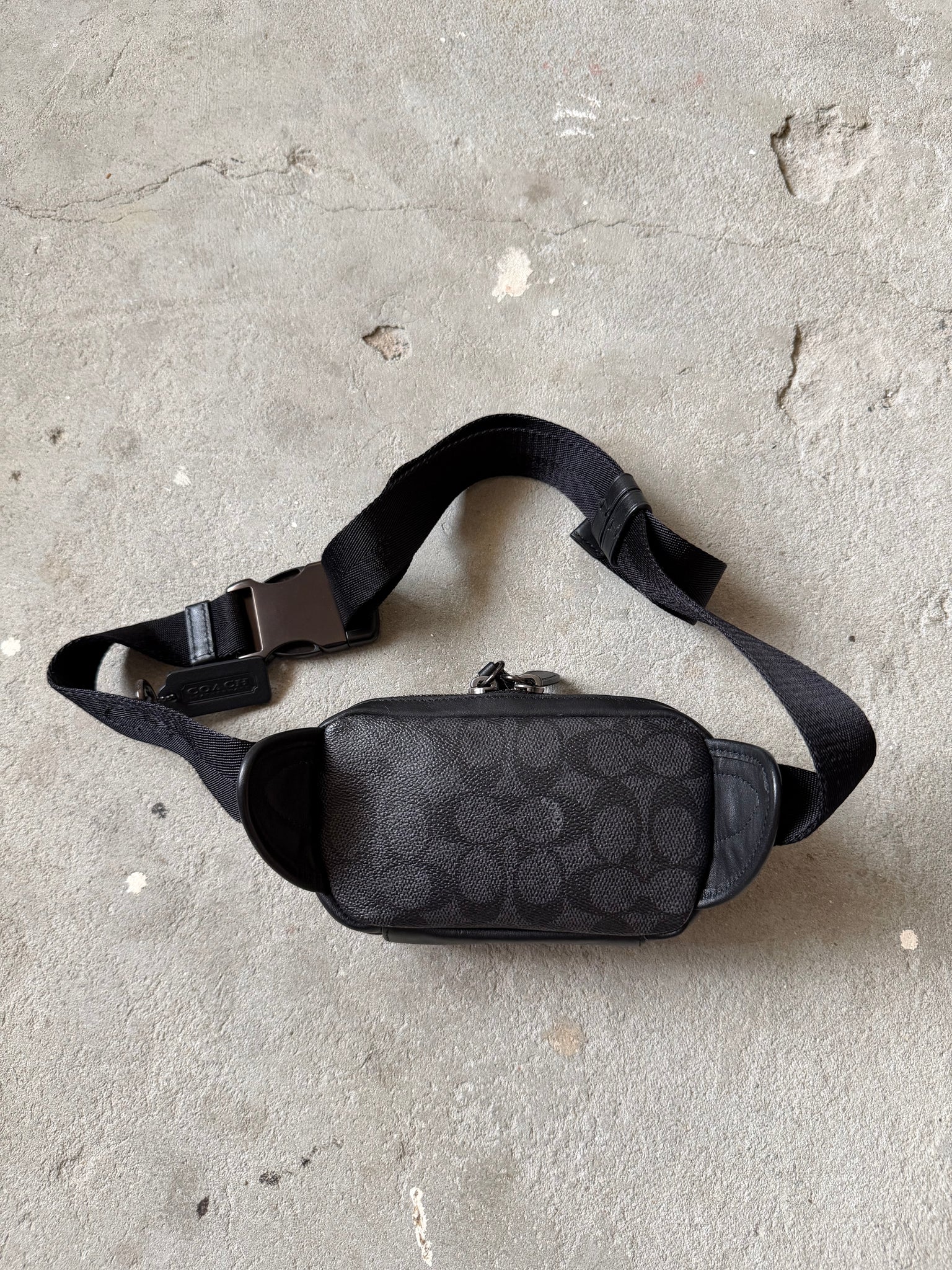 Coach Signature Charter Mini Body Bag Black – Curated by Charbel