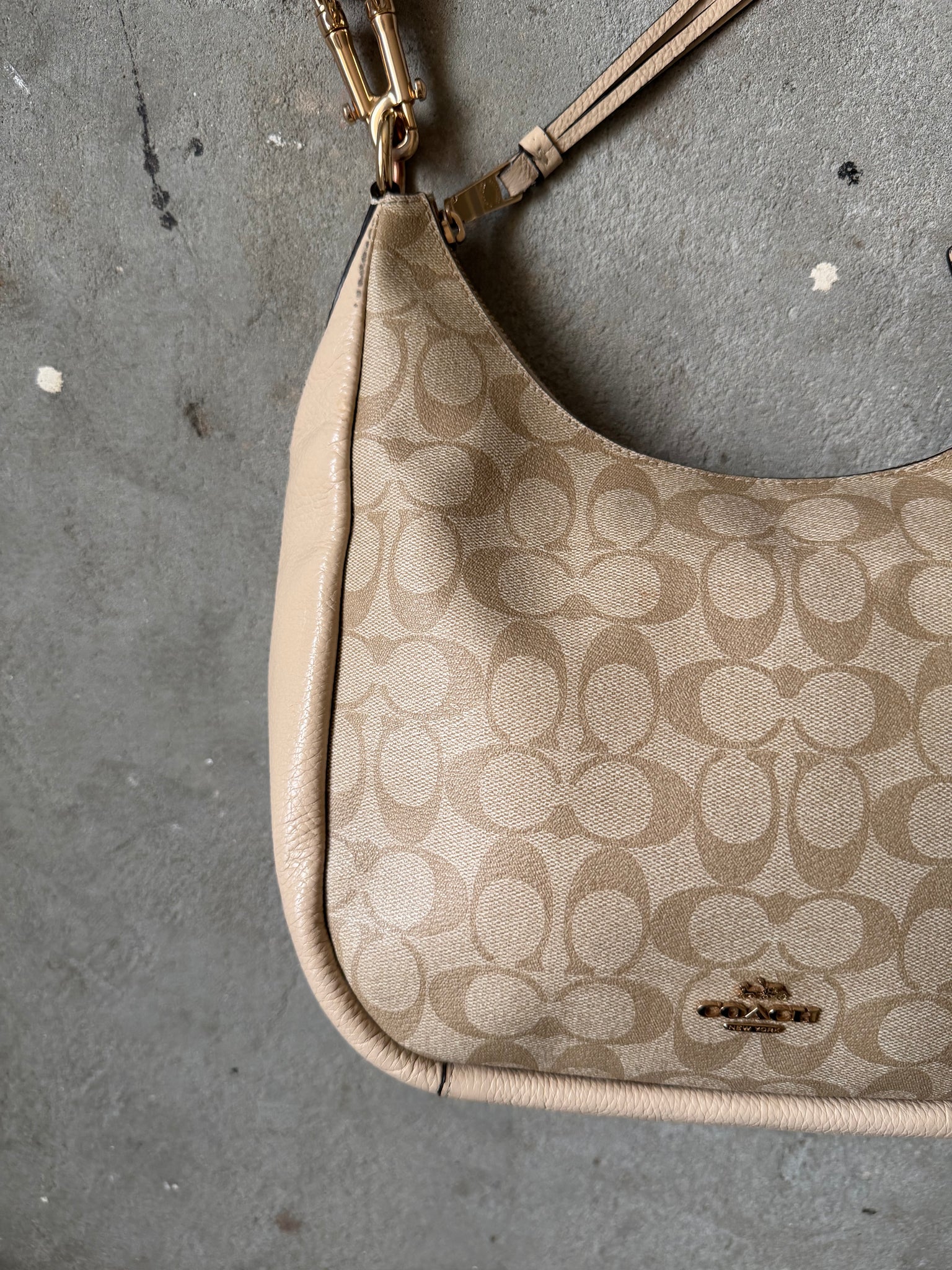 Coach 2Way Signature Jules Hobo Shoulder Bag Beige – Curated by Charbel