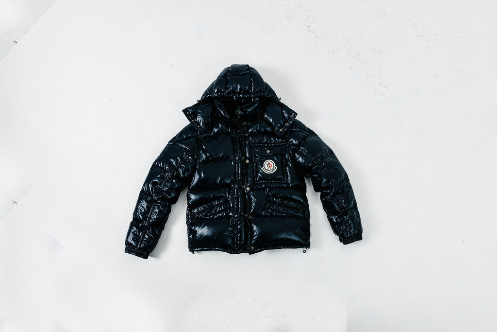 Moncler Navy Puffer Logo Jacket Size 2/M – Curated by Charbel